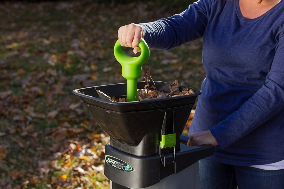 Best Electric Leaf Mulcher Shredder 2021- For a Clean and Leaf-Free ...