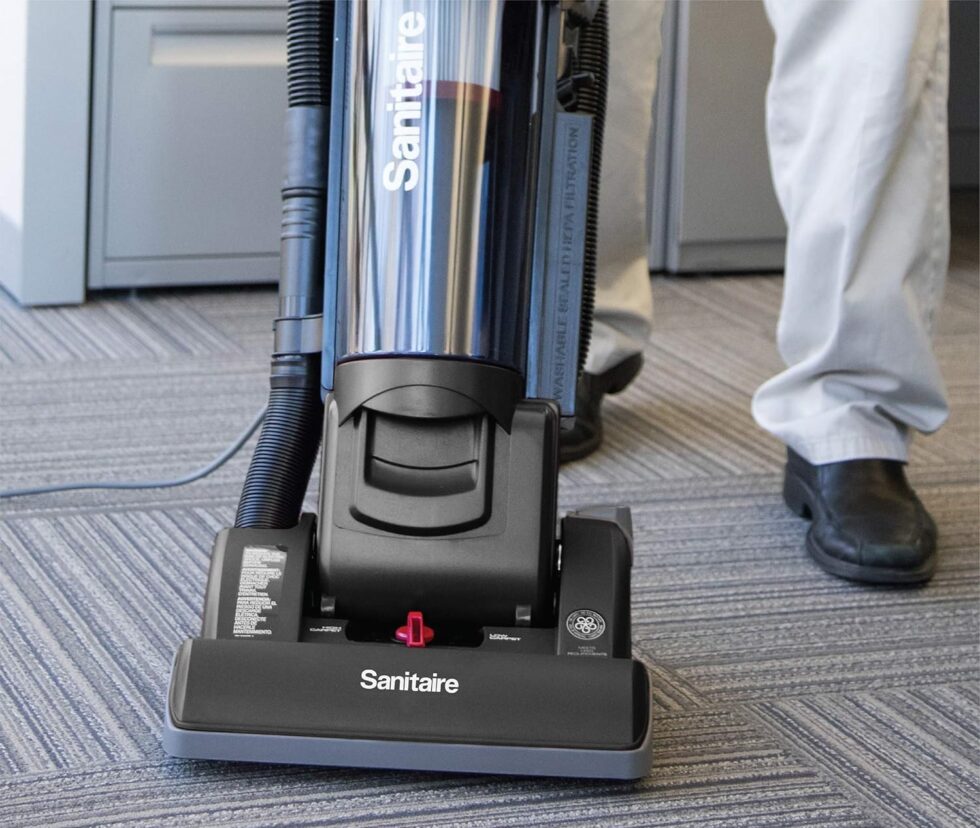 Quick Review of The Sanitaire Commercial Upright Vacuum - Smart Vac Guide