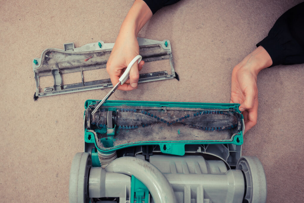How to Clean Vacuum Cleaner Brush: Complete Guide 2026 - Smart Vac Guide